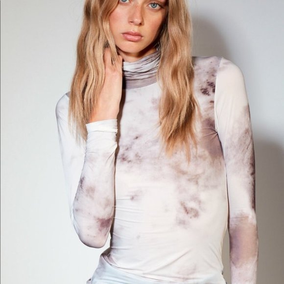 Wilfred | Tops | New Aritzia X Wilfred Le Fou Noelle Semisheer Y2k 9s ...